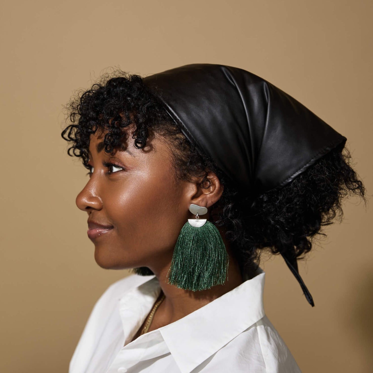 Tumbao Black Faux Leather Triangle Bandana – Fanm Djanm